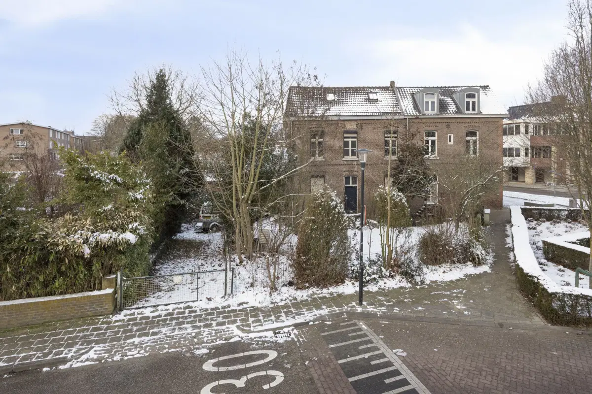 Simpelveld, Dr. Poelsplein 18 | Vastgoed Veiling